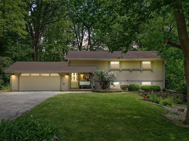 4948 Deerwood Dr, Mount Pleasant, WI 53406