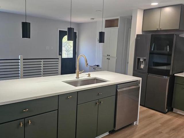 4949 Old Dominion Drive