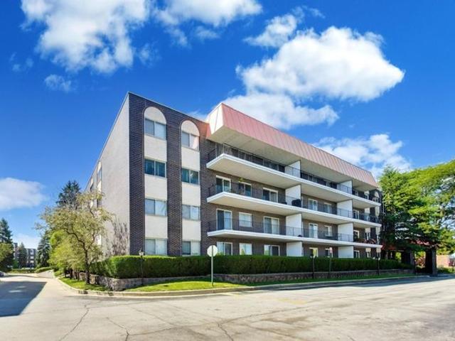 4949 Golf Rd Apt 401, Skokie, IL 60077