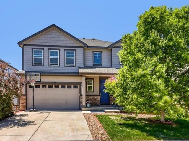 4949 S Valdai Way, Aurora, CO 80015