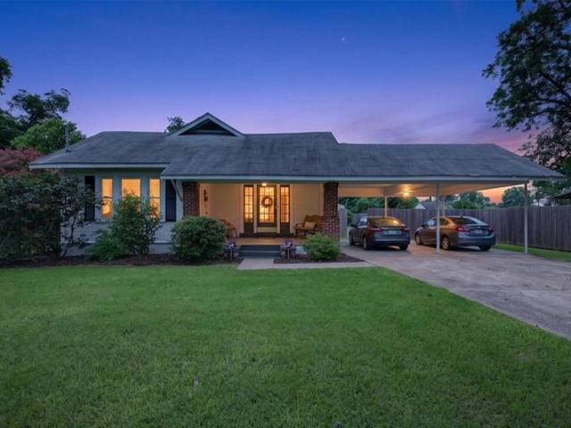 4940 Dixie Garden Dr, Shreveport, LA 71105