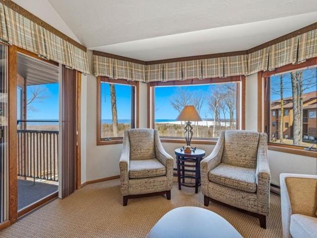 4940 Landmark Cir Unit 3305, Egg Harbor, WI 54209