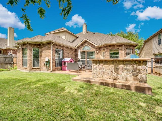 4940 Paddock Drive