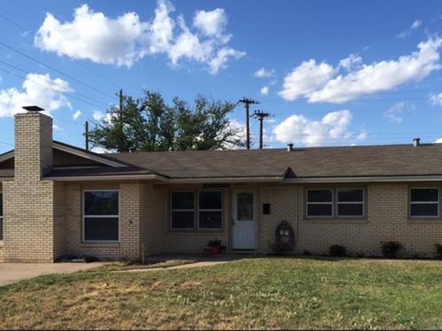 4940 6th St, Lubbock, TX 79416