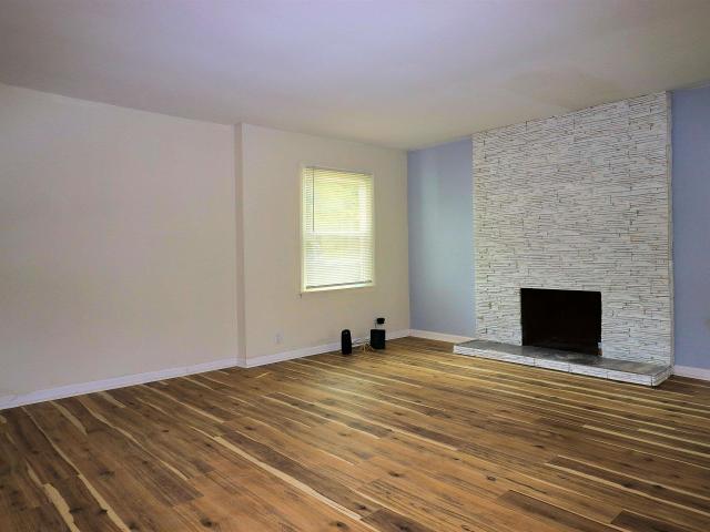 4941 Aaron Drive