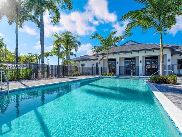 4941 Peacock Way Unit 5838, Dania Beach, FL 33312