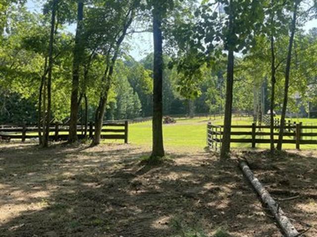 4942 Ringgold Rd, LaFayette, GA 30728