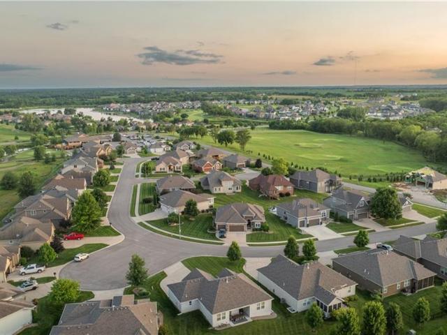 4943 th St, Basehor, KS 66007 | MLS #2583
