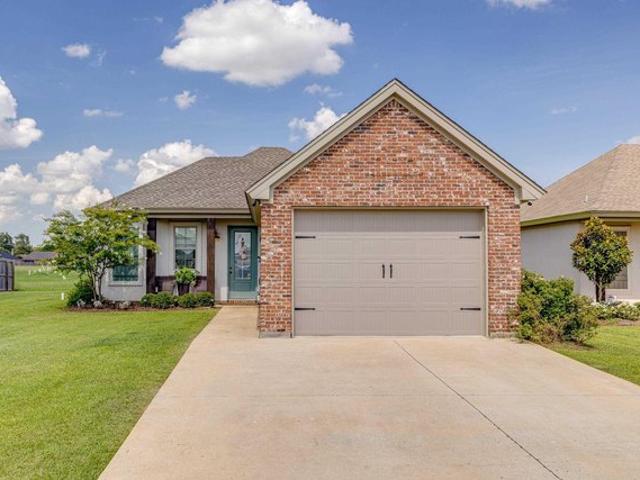 494 Cliff Bullock Dr, Sterlington, LA 71280