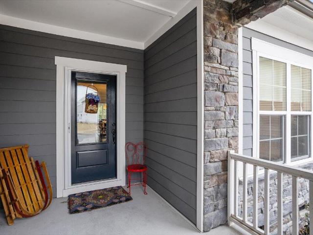 494 Duggins Point