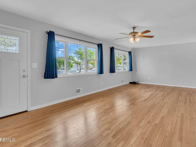 494 New York Avenue