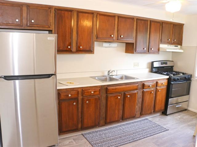 494 Putnam Pike B11