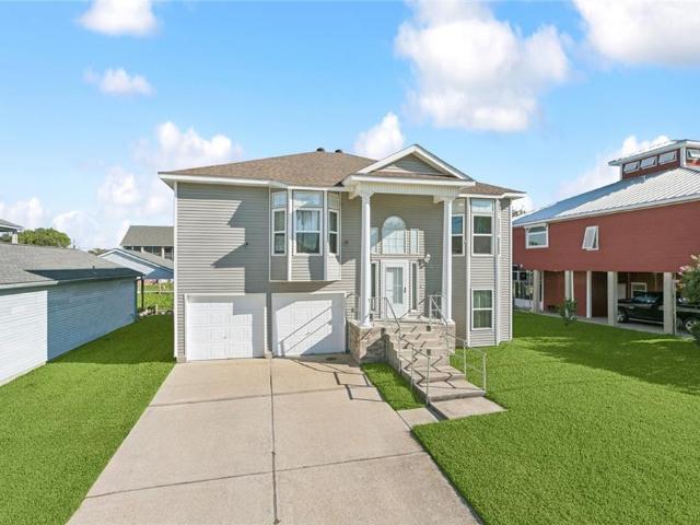 4954 Joan Marie Dr, Barataria, LA 70036 | MLS #2520