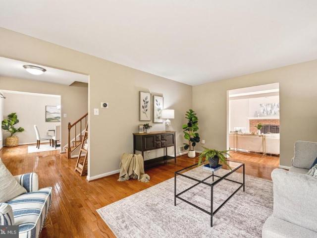 4955 Bramhope Lane