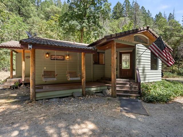 4955 Sardine Creek L Fork Rd, Gold Hill, OR 97525