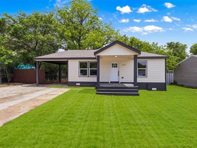 4955 Vinetta Dr, Fort Worth, TX 76119