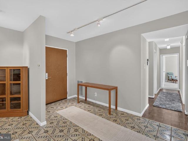 4956 Sentinel Drive # 9 302