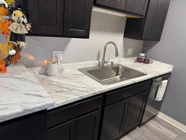 4957 Woodland Avenue 2 Bedroom Apartment for Rent at 4957 Woodland Ave, West Des Moines, IA 50266