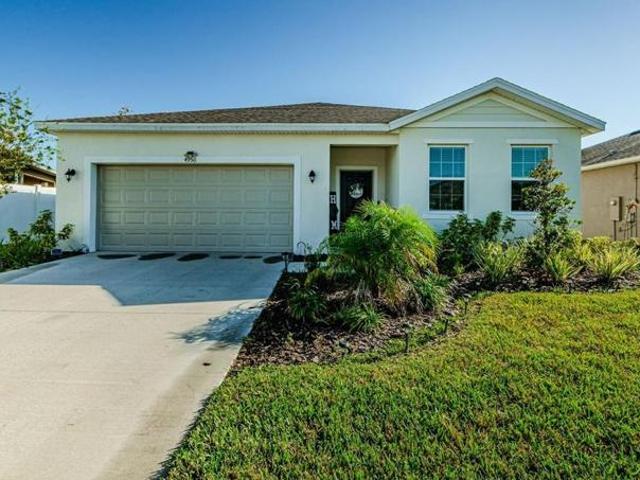 4950 Autumn Ridge Dr, Wesley Chapel, FL 33545