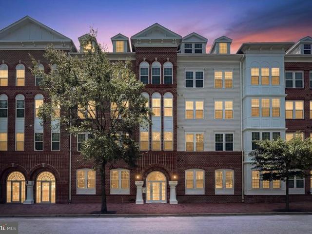 4950 Brenman Park Dr Apt 308, Alexandria, VA 22304