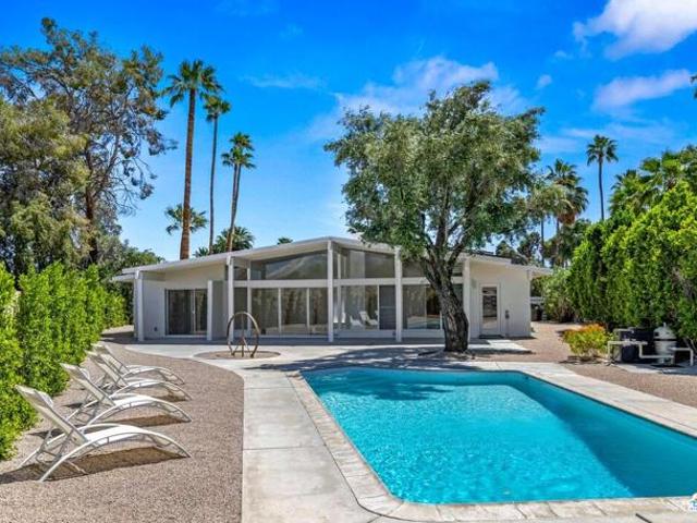 4950 E Cherry Hills Dr, Palm Springs, CA 92264