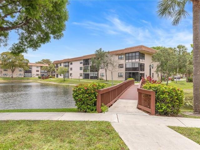 4950 E Sabal Palm Blvd Apt 106, Tamarac, FL 33319