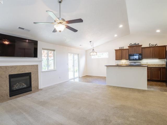 4950 glacier dr