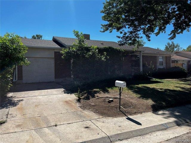 4950 Quentin St, Denver, CO 80239