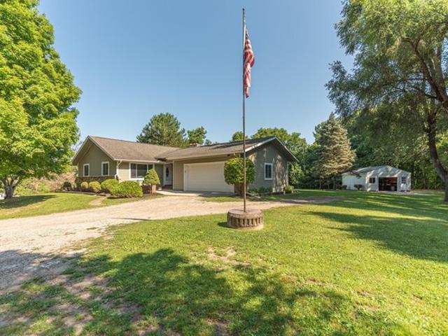 4950 Westwind Dr, Dexter, MI 48130