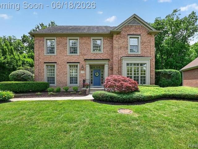 49515 Taft Ln, Canton, MI 48188
