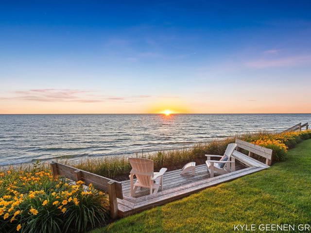 4951 Rosabelle Beach Avenue
