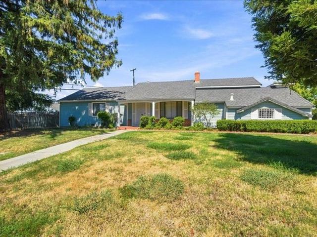 4951 Southeast Pkwy, Sacramento, CA 95823