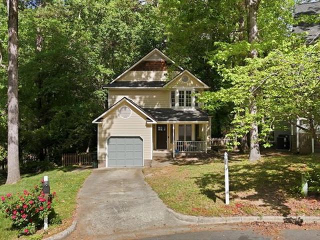 4952 Liverpool Ln, Raleigh, NC 27604