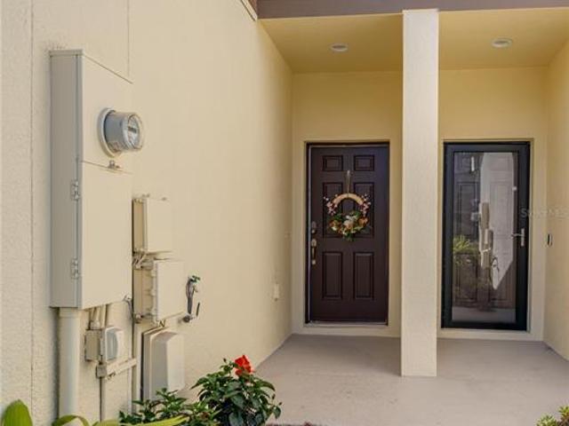 4953 White Sanderling Ct, Tampa, FL 33619 | MLS #L4959 | Compass