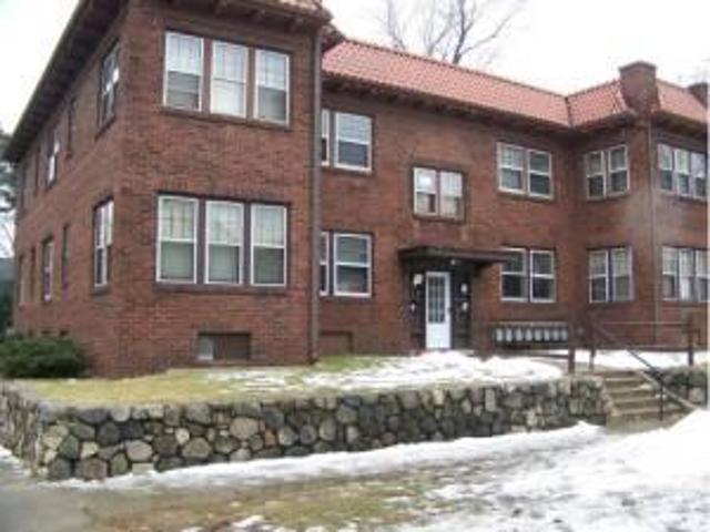 $495 / 1br Cozy Remodeled Apartment South of Swedish American Hospital 1357 5th Ave map