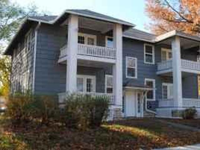 $495 / 2br 2 BDR Apt for Rent Central Topeka
