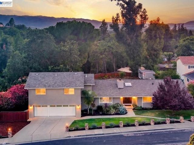 495 Adams Way, Pleasanton, CA 94566