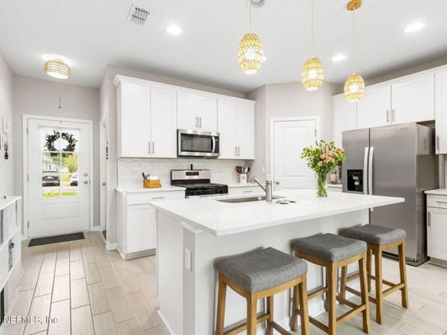 495 Brandon Lakes Dr, Saint Augustine, FL 32092