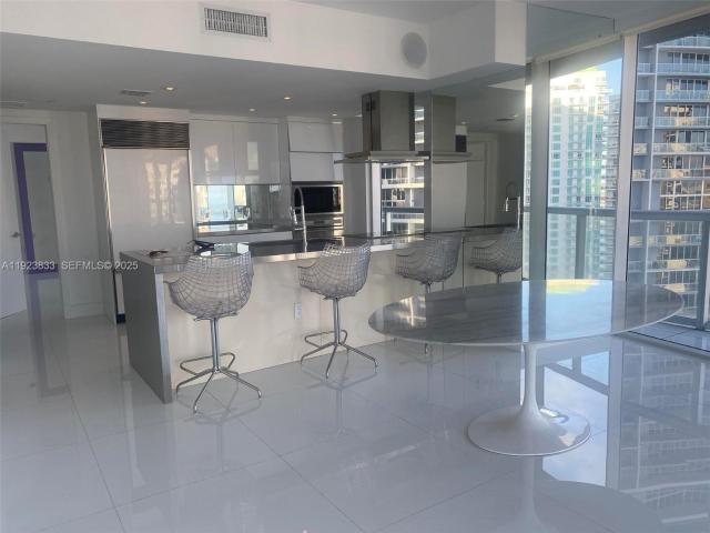 495 Brickell Ave, Unit 2902, Miami, FL 33131 | MLS #A12017