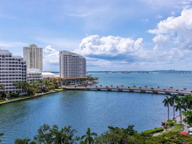 495 Brickell Ave #1005 Miami, FL 33131
