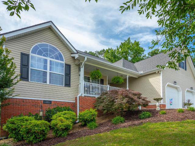 495 Hidden Oaks Drive
