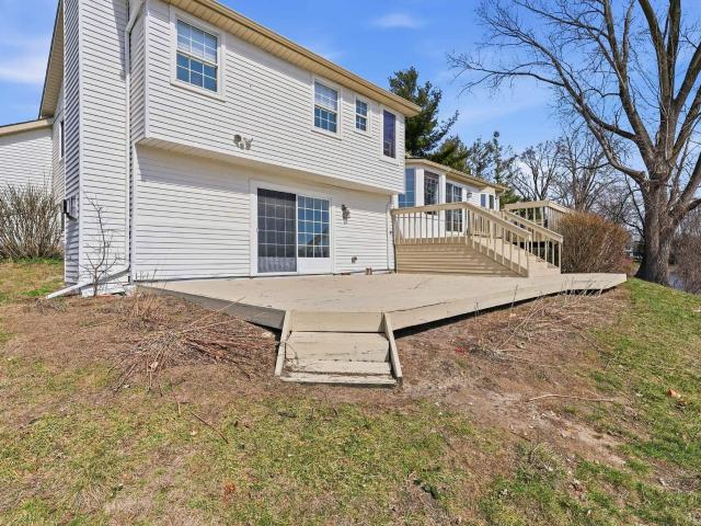 495 Lakes Edge Drive