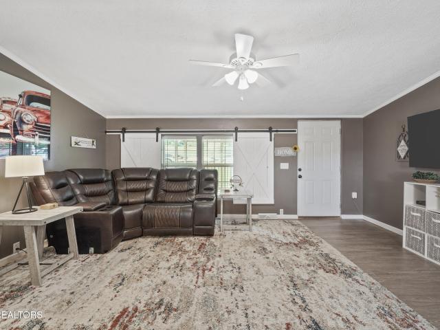 495 Monroe Rd
