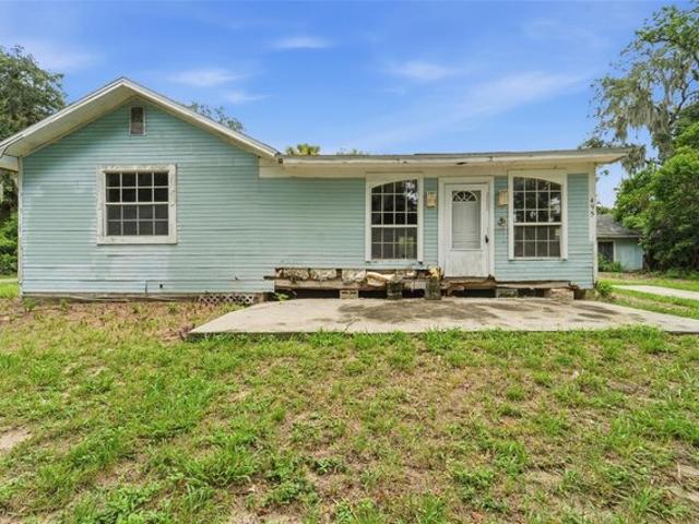 495 North St, De Leon Springs, FL 32130