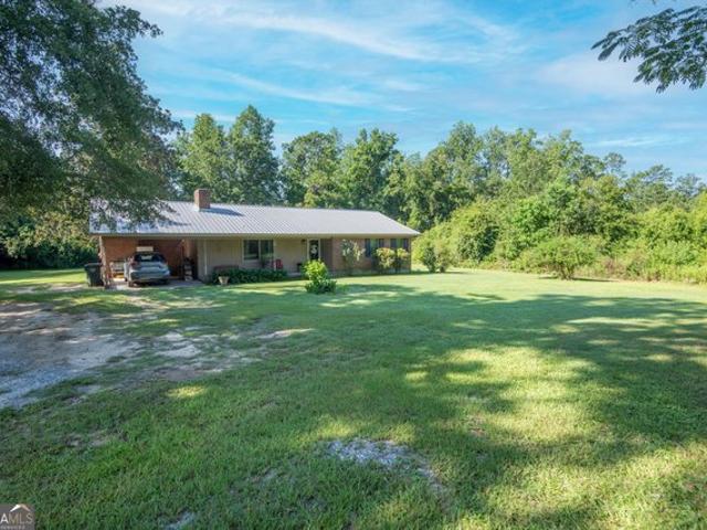 495 Sconyers St, Metter, GA 30439