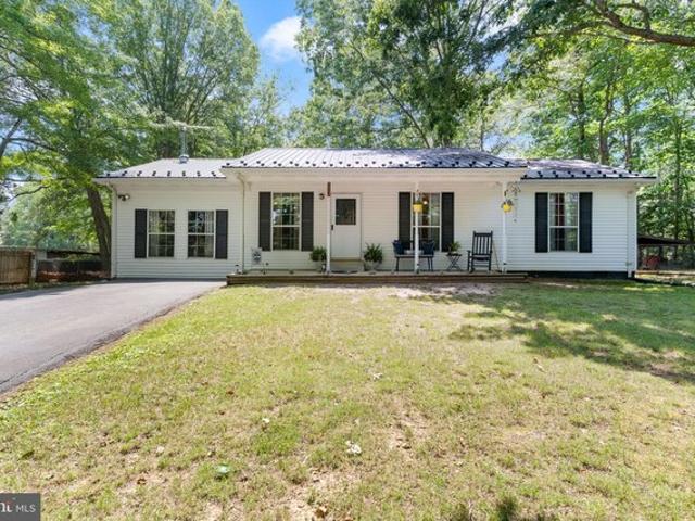 495 Short Ct, Lusby, MD 20657