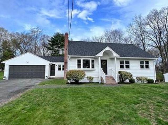 495 Quintard Ln, Orange, CT in Orange, Connecticut