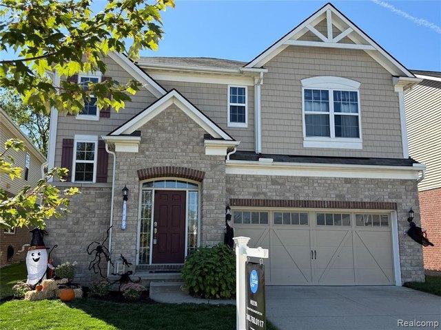 49645 Hartwick Dr, Novi, MI 48374
