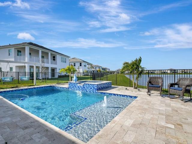 4964 Liberty Ln, Westlake, FL 33470