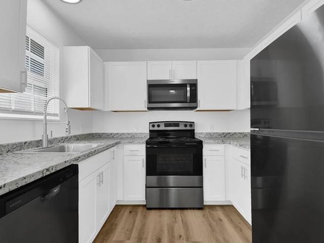 4965 Cherrybluff Ct, Gahanna, OH 43230